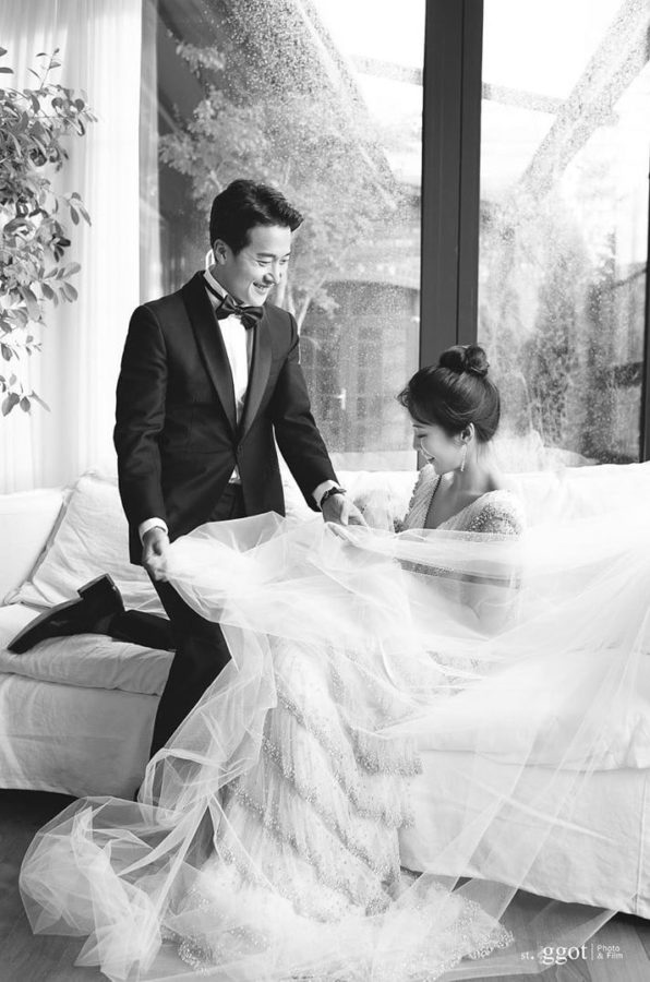 Lee Wan And Professional Golfer Lee Bo Mi Dazzle In Stunning Wedding ...