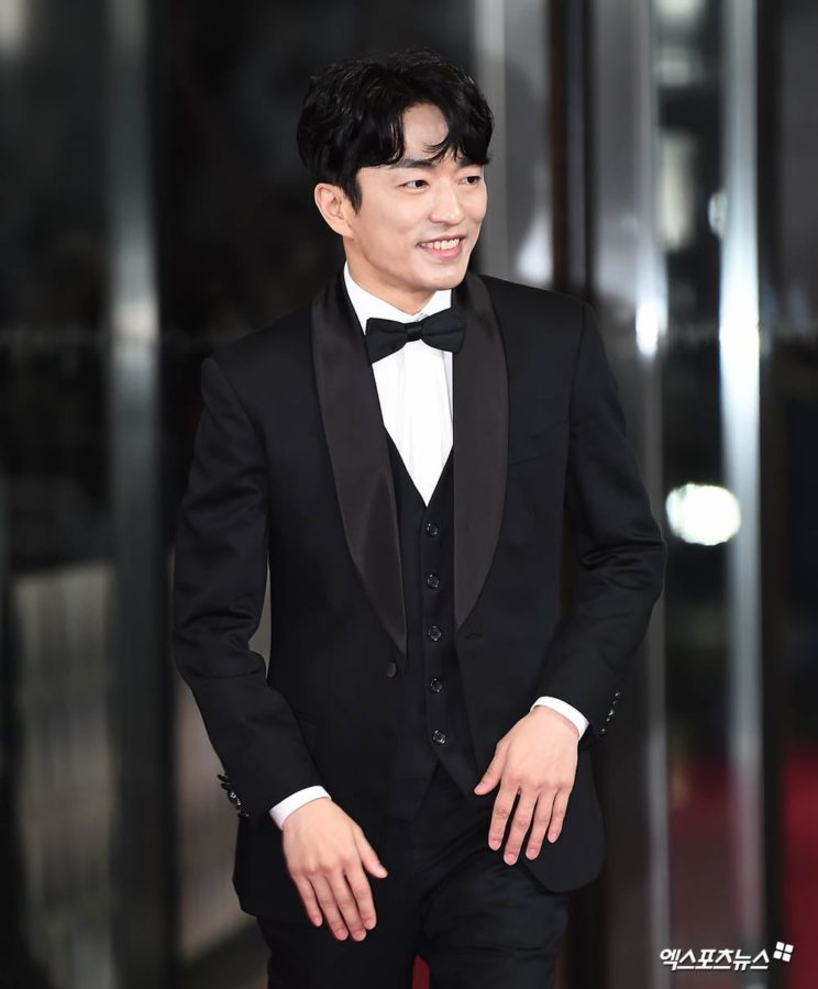 Stars Shine On 2019 SBS Drama Awards Red Carpet | Soompi