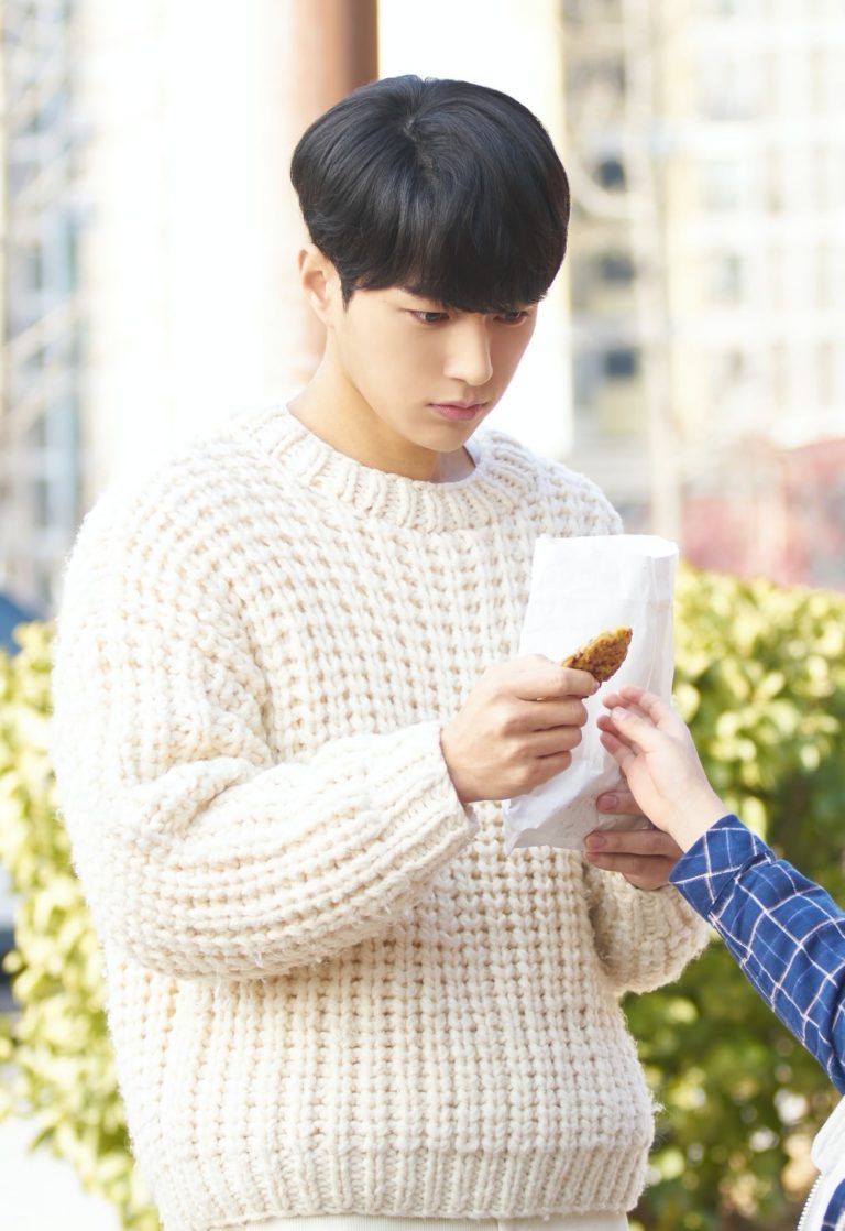 (HQ Stills) Kim Myung Soo And Cat Actor Baegi Are “Purr-Fect” As Hong ...