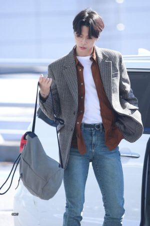 10 Of NCT 127 Member Johnny’s Best Outfits On And Off Stage To Inspire ...