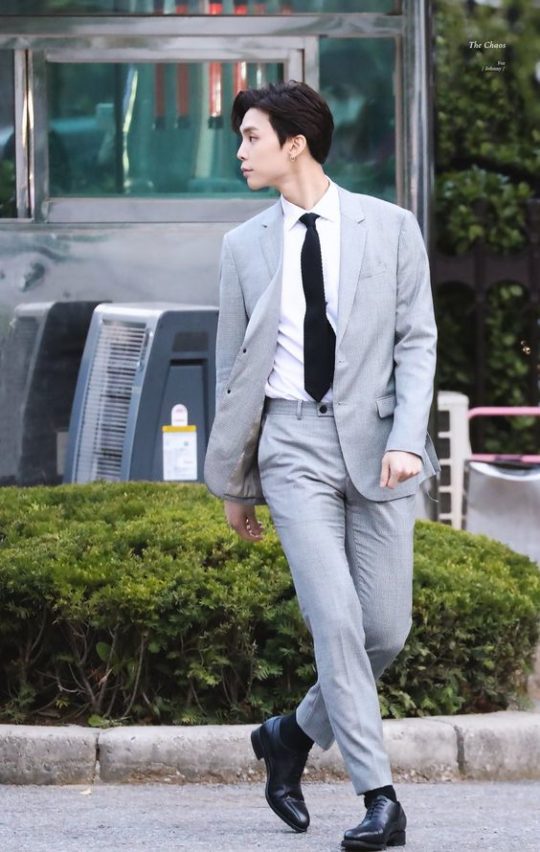 10 Of NCT 127 Member Johnny’s Best Outfits On And Off Stage To Inspire ...