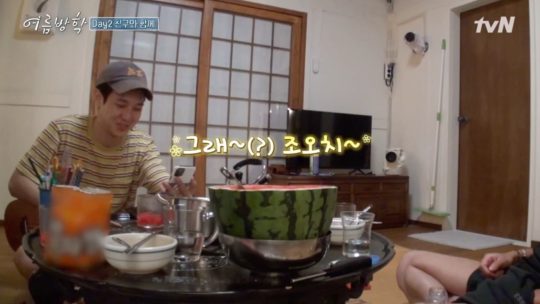 Watch: Park Seo Joon And Choi Woo Shik Have A Funny Phone Call With BTS’s V On “Summer Vacation ...