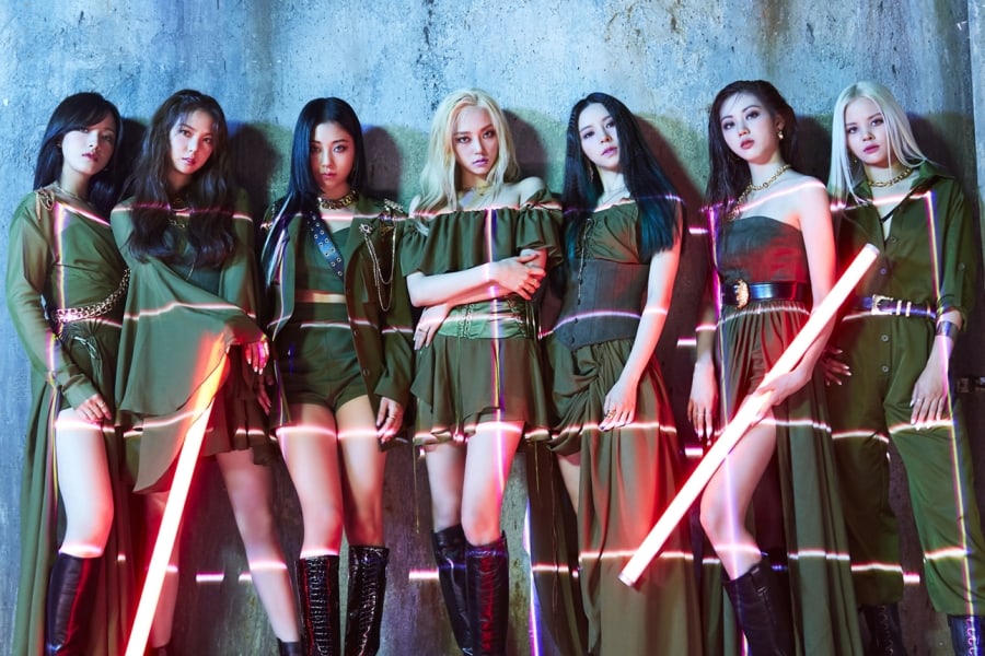 CLC More Than Triples Their Own 1st-Week Sales Record With "Helicopter ...