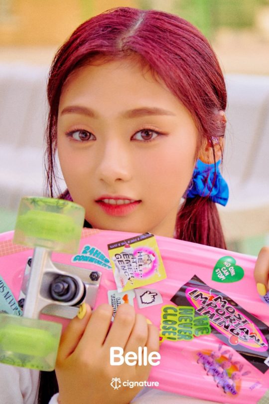 Watch: cignature Returns With Energetic School-Themed “ARISONG” MV | Soompi