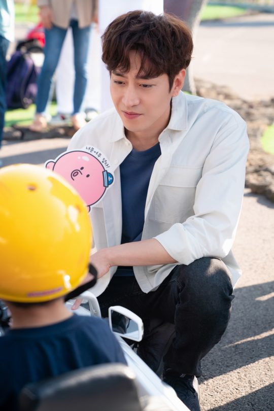 “The Spies Who Loved Me” Staff Praises Shinhwa’s Eric, Yoo In Na, And ...