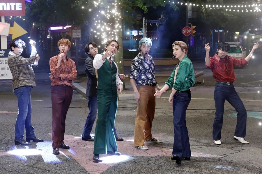 BTS’s “Dynamite” Becomes Fastest Korean Group MV To Reach 850 Million ...