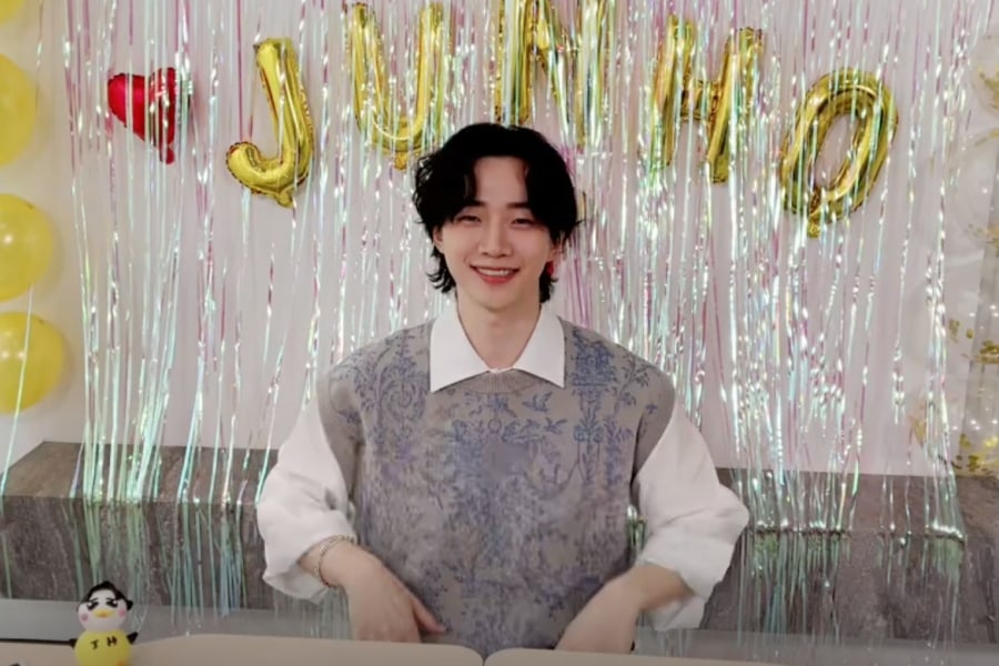 2PM's Junho Officially Discharged From The Military | Soompi