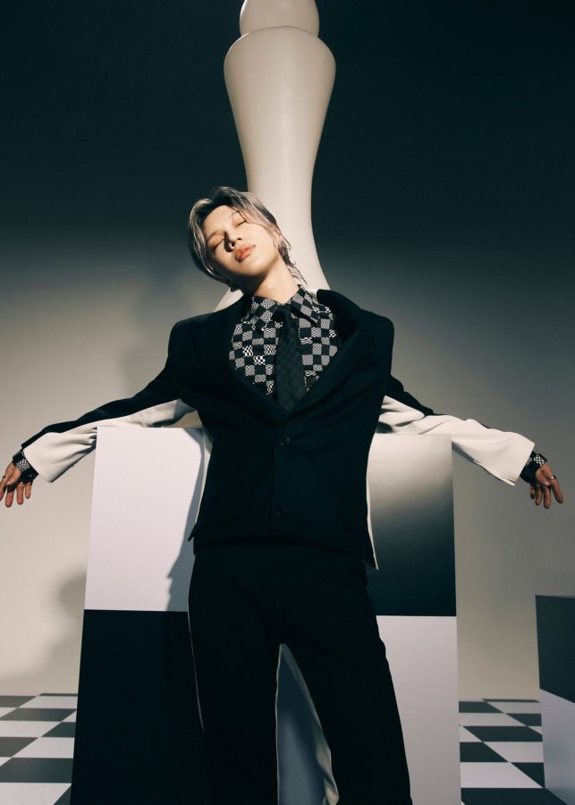 Watch: SHINee’s Taemin Gives Sharp “Advice” In Captivating Solo Comeback MV | Soompi