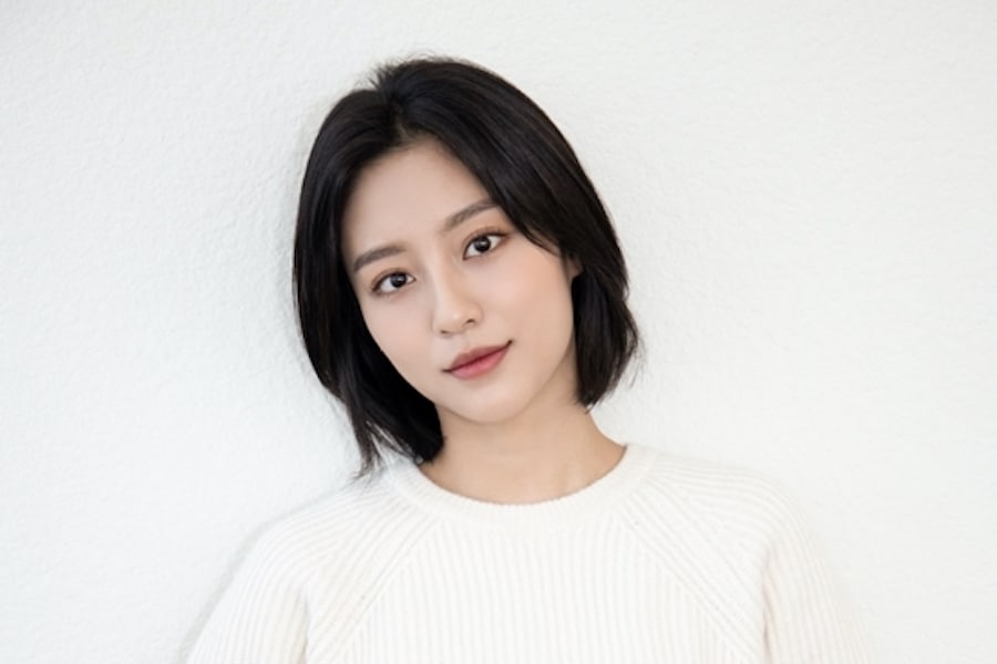 Kang Min Ah Talks About Her First Meeting With Park Ji Hoon And Bae In ...