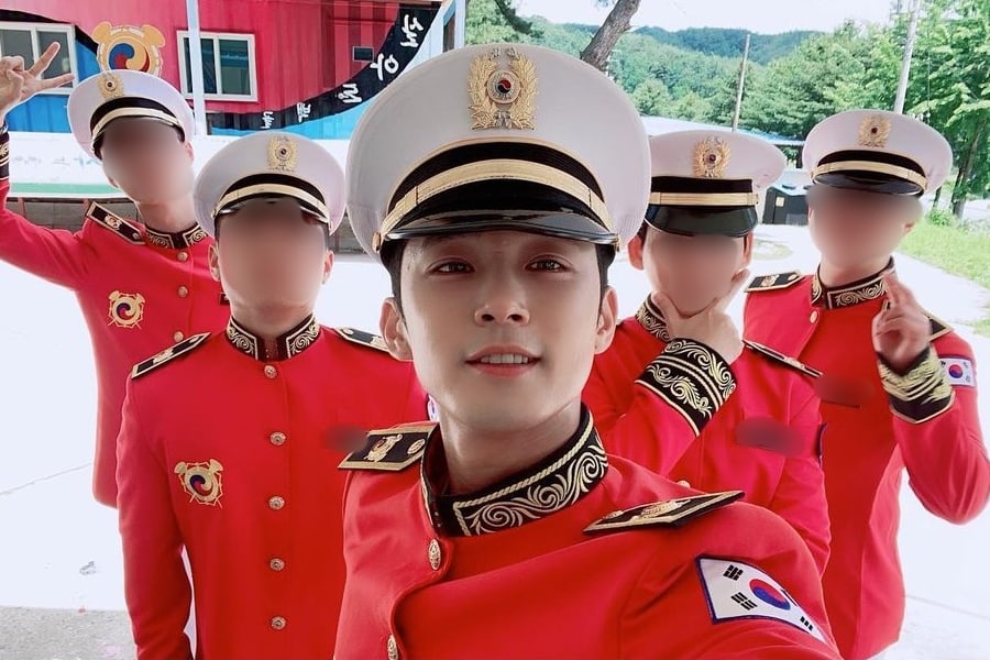 FTISLAND's Lee Jae Jin Announces His Military Discharge In Post To Fans ...