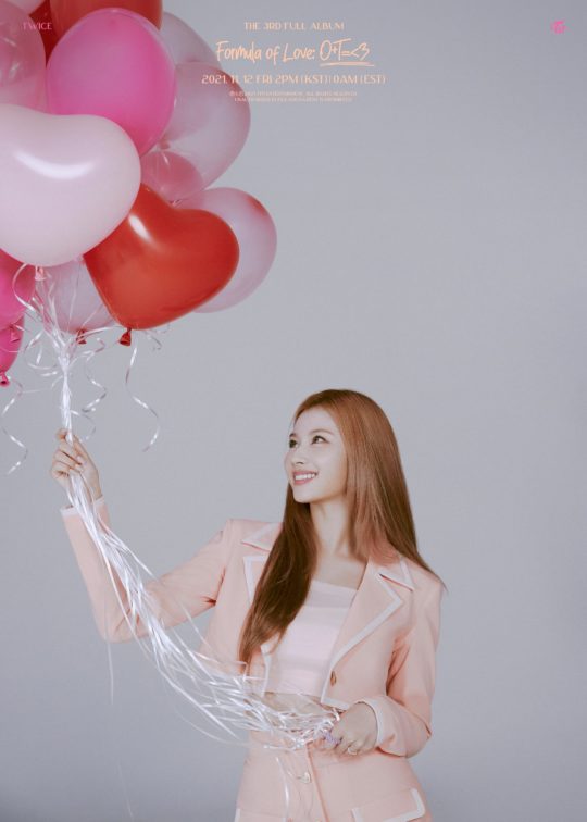 Update: TWICE Previews “SCIENTIST” Choreography With 2nd MV Teaser | Soompi