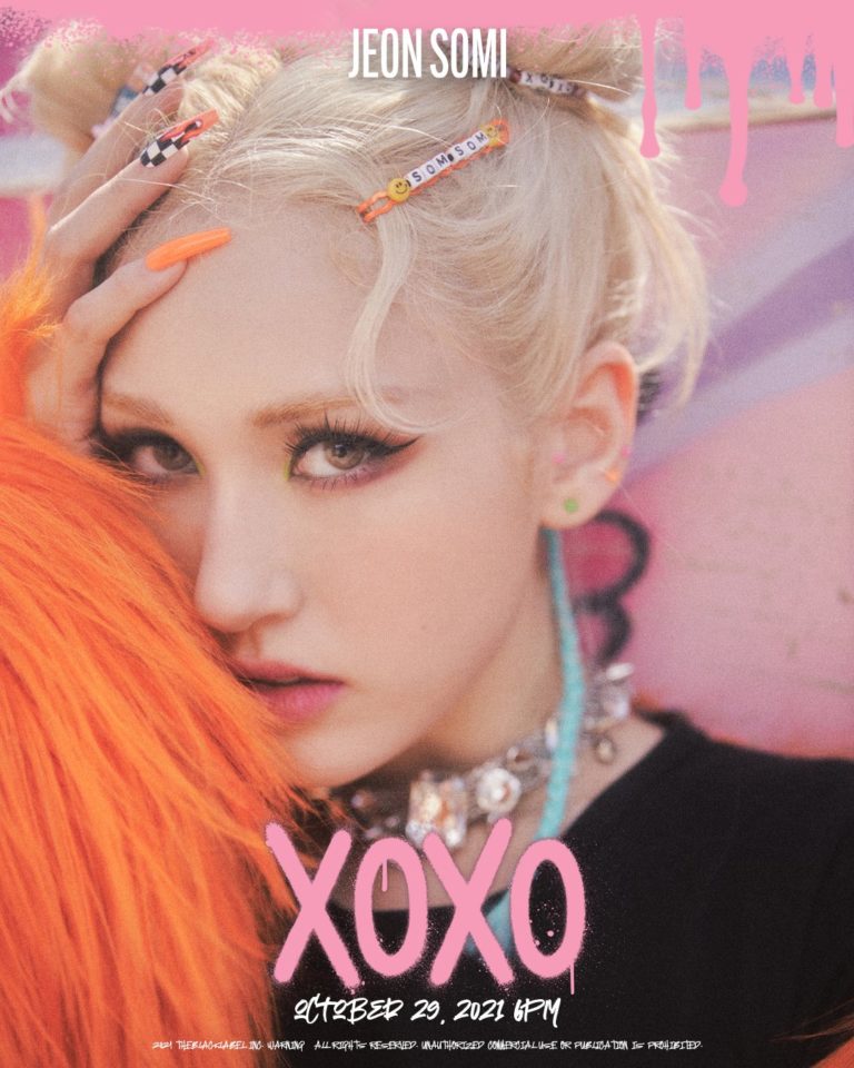 Watch: Jeon Somi Fiercely Sings “XOXO” In Bold Comeback MV | Soompi