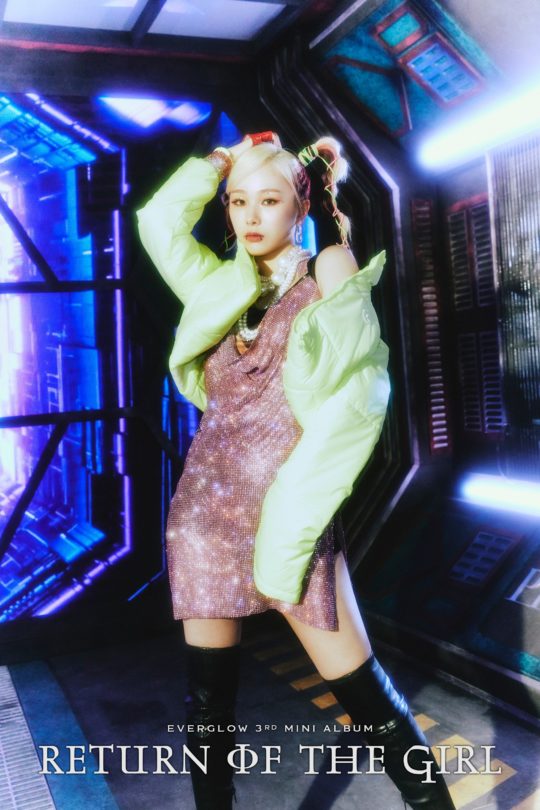 Watch: EVERGLOW Transforms Into Futuristic Fighters In Powerful “Pirate ...