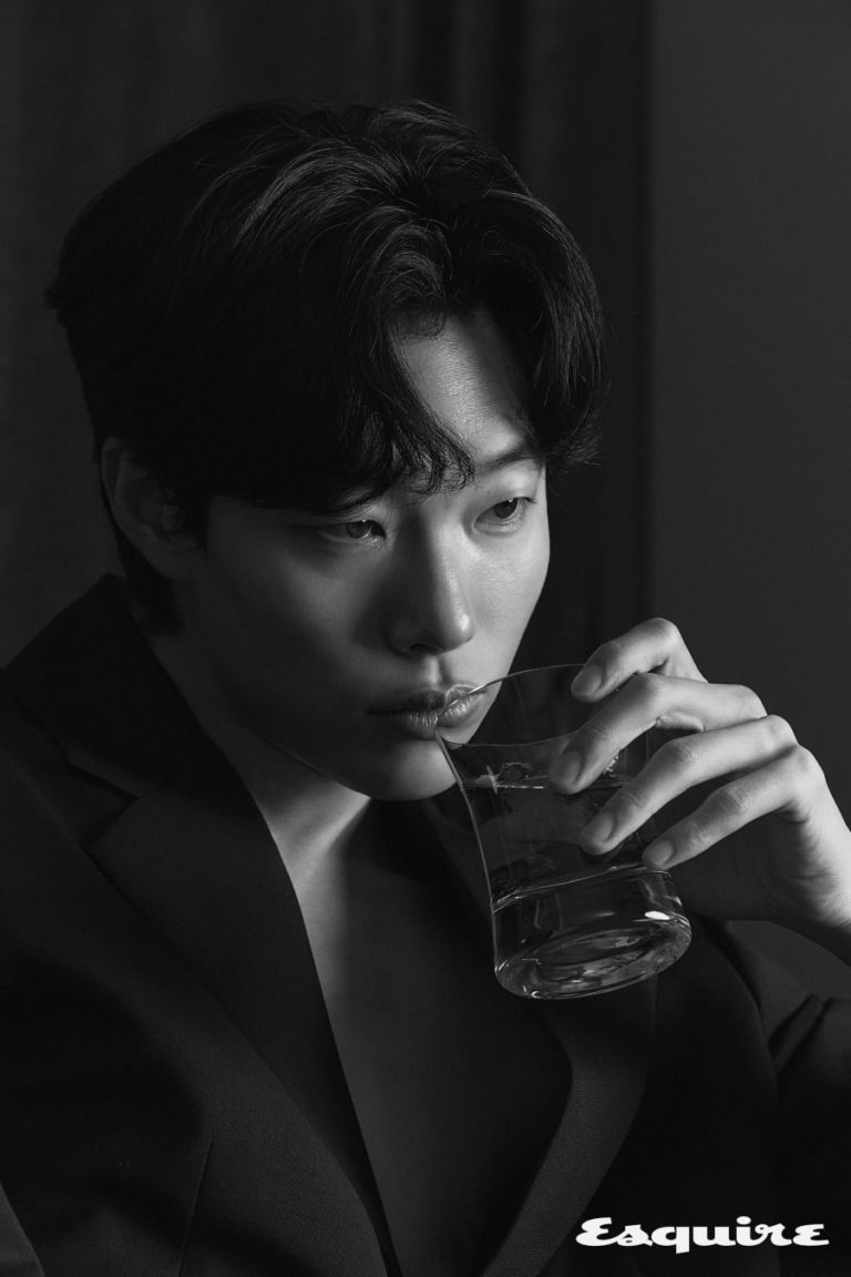 Ryu Jun Yeol Talks About His Photography Work, Upcoming Sci-Fi Film ...