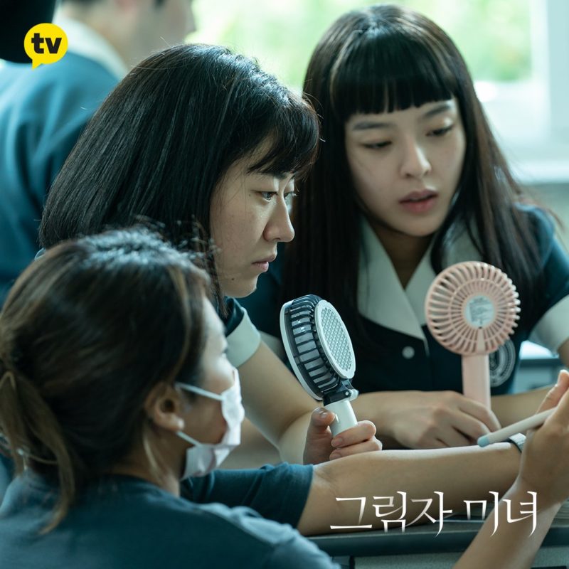 “Shadow Beauty” Prepares To Say Goodbye With Behind-The-Scenes Photos ...