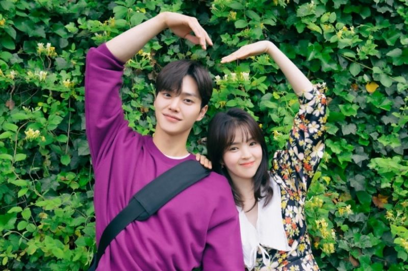 10 Pairs Of Same Age Actors That Exude Great Couple Chemistry In K