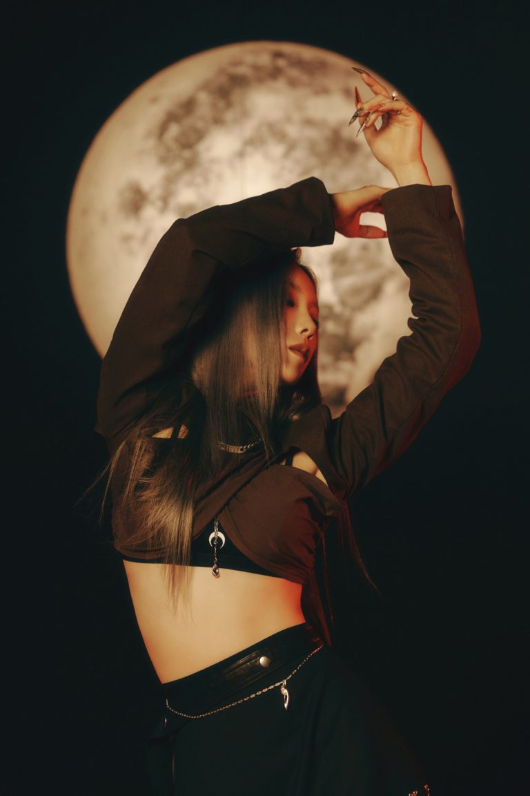 Watch: Girls’ Generation’s Taeyeon Is Ethereal In Enchanting MV For ...