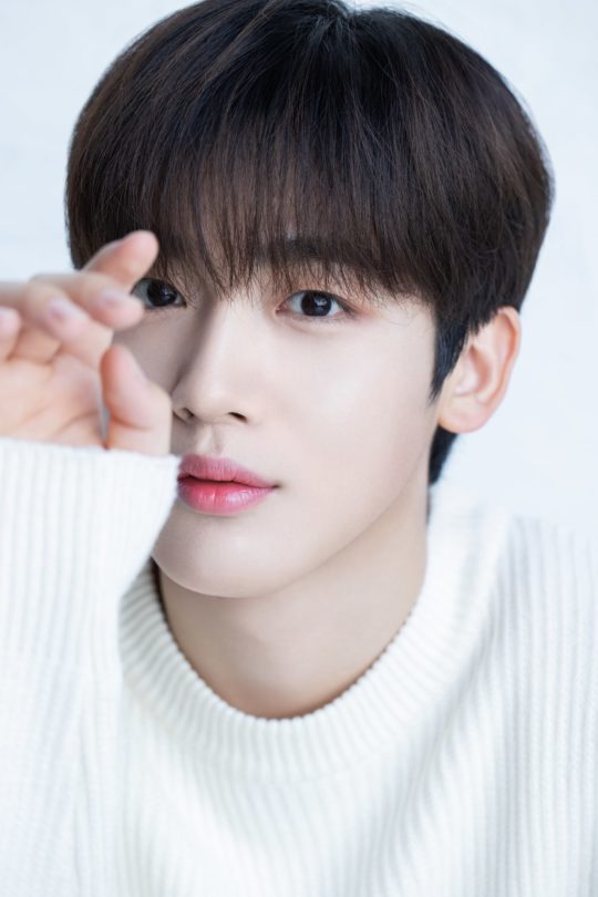 WEi’s Kim Yo Han Talks About What He Learned From “School 2021,” Future ...