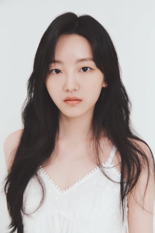 Cho Yi Hyun Compares Herself To Her “School 2021” Character + Talks ...