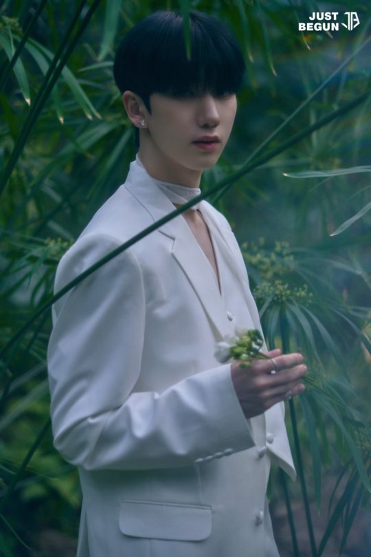 Watch: JUST B Is Unstoppable Is High-Energy “RE=LOAD” MV | Soompi