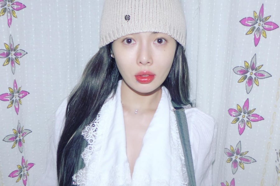 HyunA Diagnosed With COVID-19 | Soompi