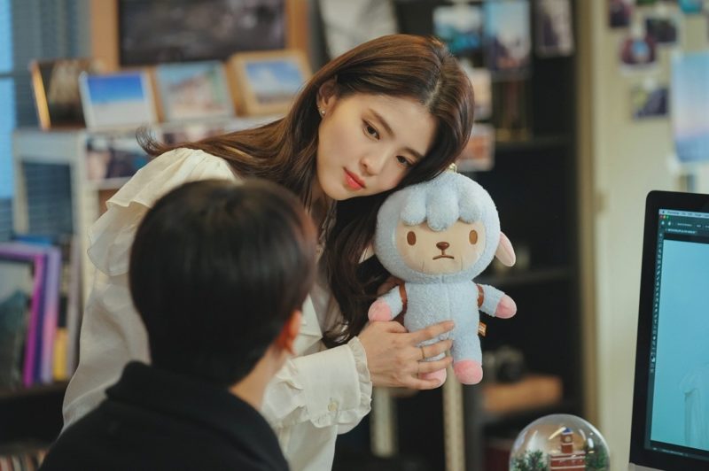 Han So Hee Is A Friend Park Hyung Sik Can’t Help But Love In New Drama ...