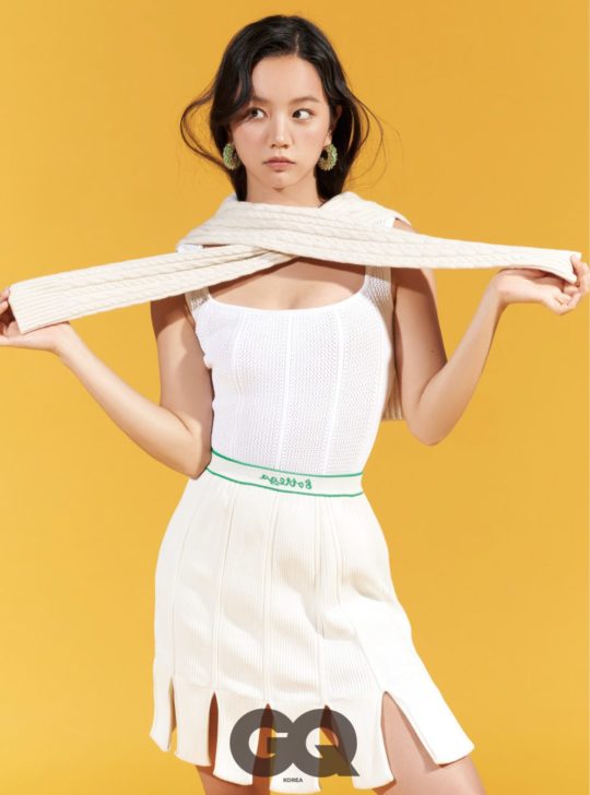 Hyeri Reveals How She Deals With Negative Comments, Her Life Motto, And ...