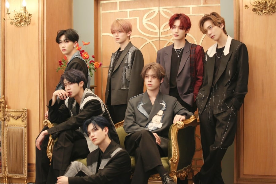 VERIVERY Doubles 1st-Week Sales Record + Soars Past 100,000 For 1st ...