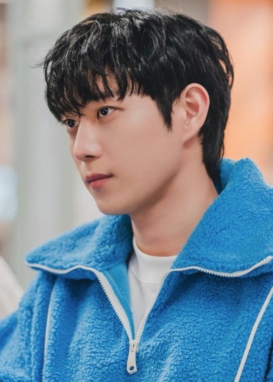 “Sh**ting Stars” Previews Rising Tension Between Kim Young Dae And ...