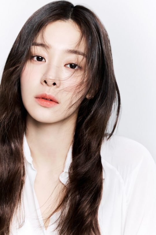Seol In Ah Looks Mesmerizing In Profile Photos From New Agency | Soompi