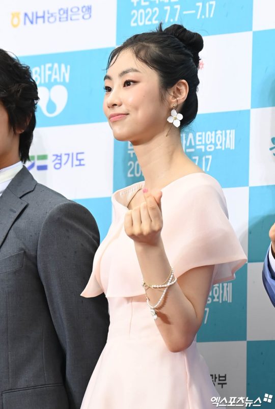 Stars Take The 2022 BIFAN Red Carpet For Film Festival’s 1st Offline Event In 3 Years | Soompi