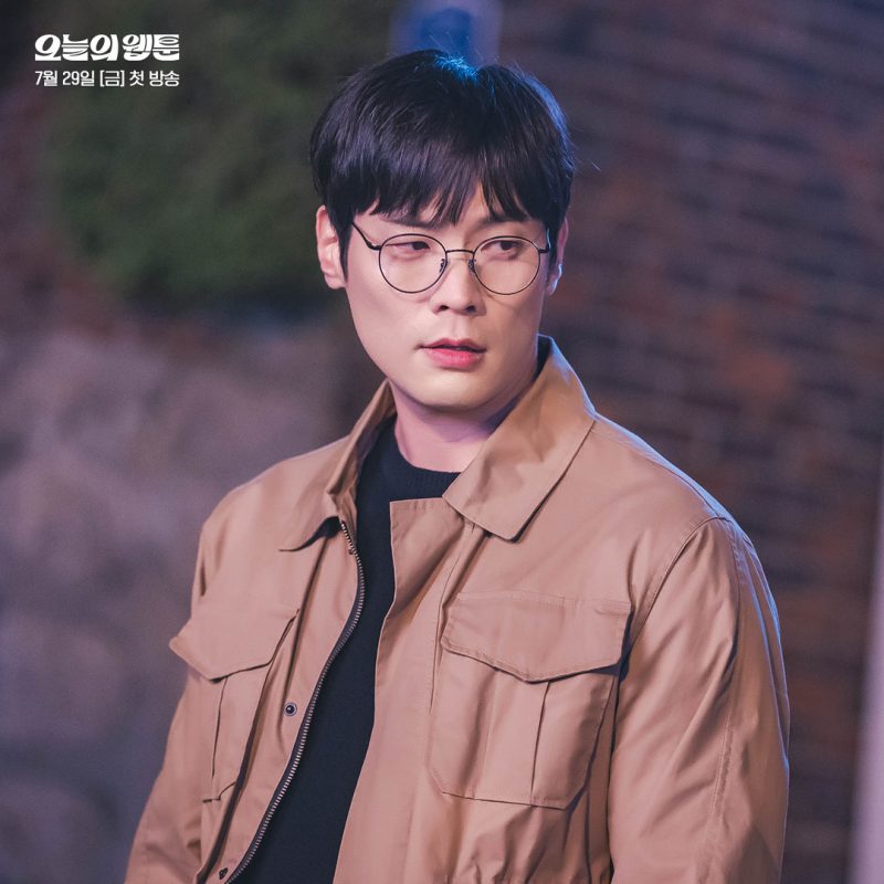 Choi Daniel Talks About Portraying His Character In “Today’s Webtoon ...