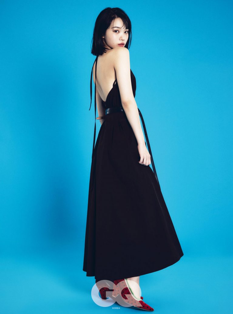 LE SSERAFIM's Kim Chaewon Talks About Becoming A Reliable Leader ...