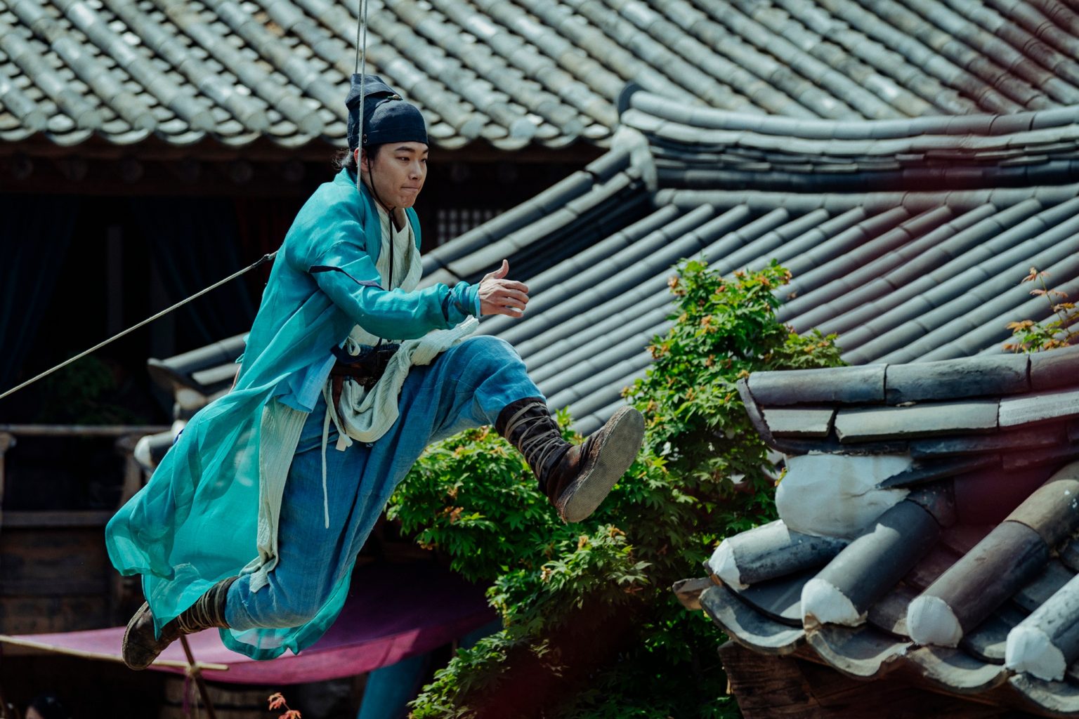 Ryu Jun Yeol, Kim Woo Bin, Kim Tae Ri, And More Are Hard At Work Behind ...