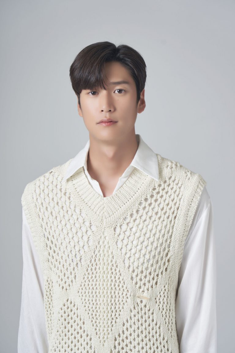 Na In Woo Talks About Memorable Reactions To "Jinxed At First," Joining ...