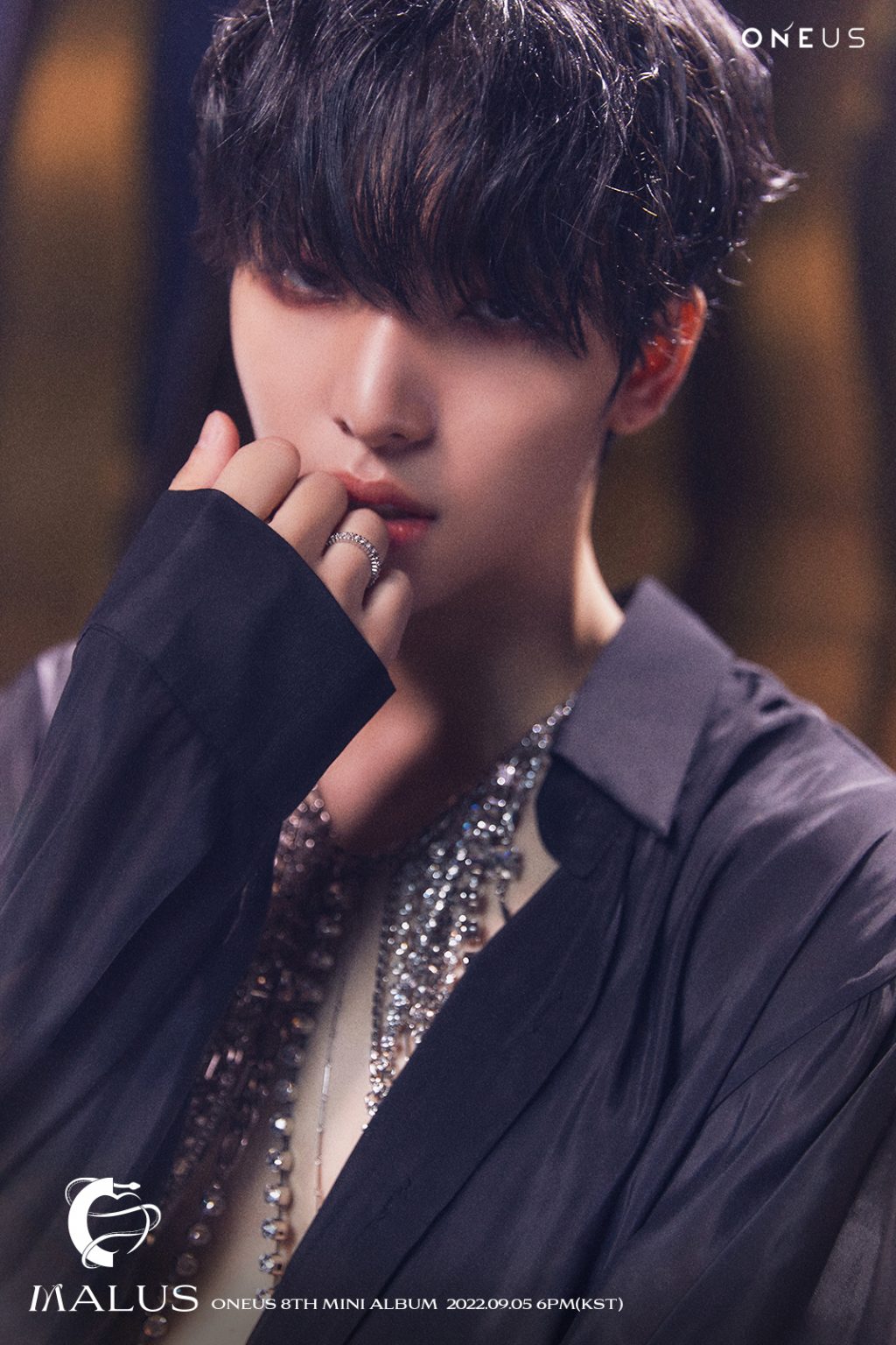 Watch: ONEUS Remembers The "Same Scent" In Mesmerizing Comeback MV | Soompi