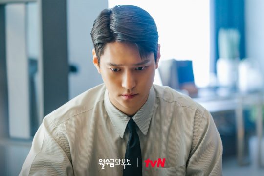 Go Kyung Pyo Talks About His Mysterious "Love In Contract" Character ...
