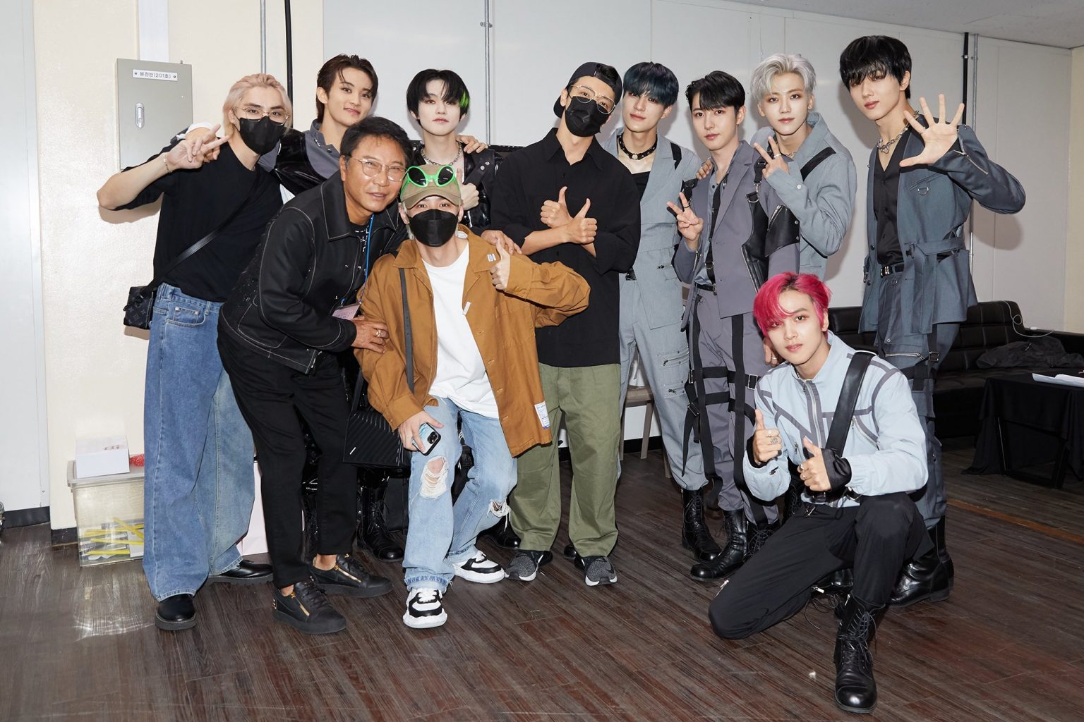 Lee Soo Man And Members of NCT, Super Junior, And WayV Show Love For NCT DREAM At Their Concert ...