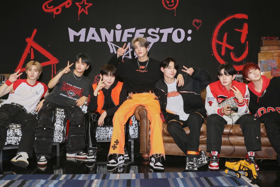 ENHYPEN's "MANIFESTO : DAY 1" Becomes Their 1st Album To Spend 6 Weeks On Billboard 200 | Soompi