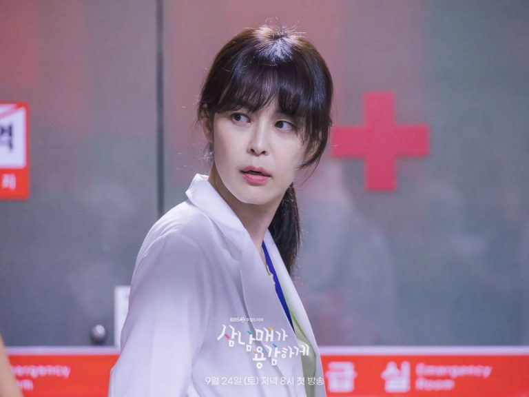 Lee Ha Na's Claws Come Out At Work In New Romance Drama "Three Bold ...