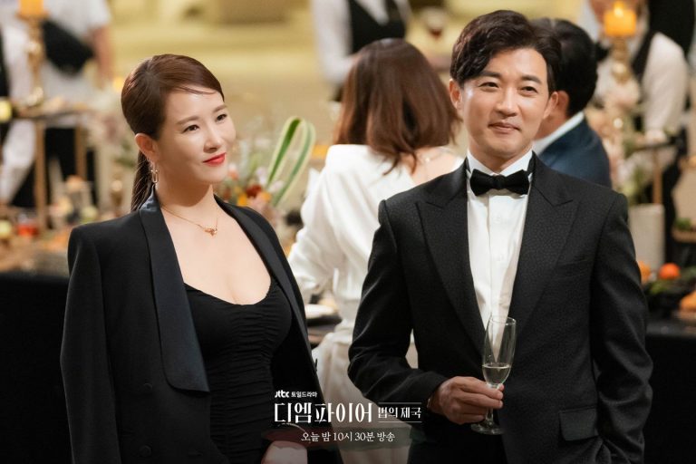Kim Sun Ah And Ahn Jae Wook Are The Object Of Everyone's Envy In "The ...