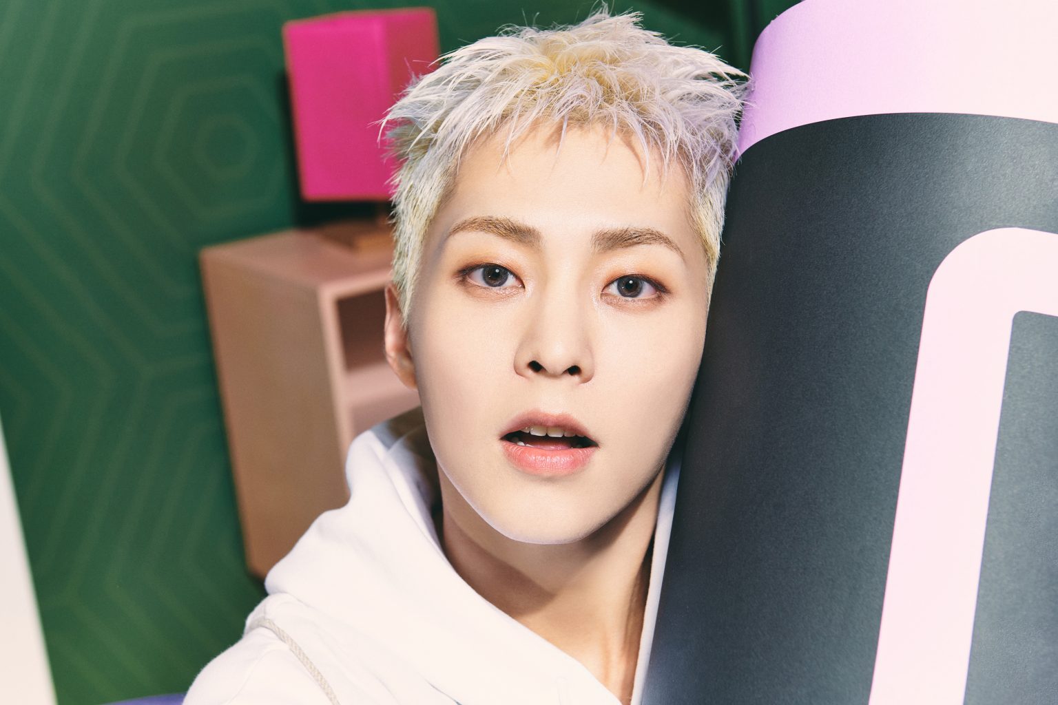 Update: EXO's Xiumin Poses Playfully In Cute Teasers For Solo Debut With "Brand New" | Soompi