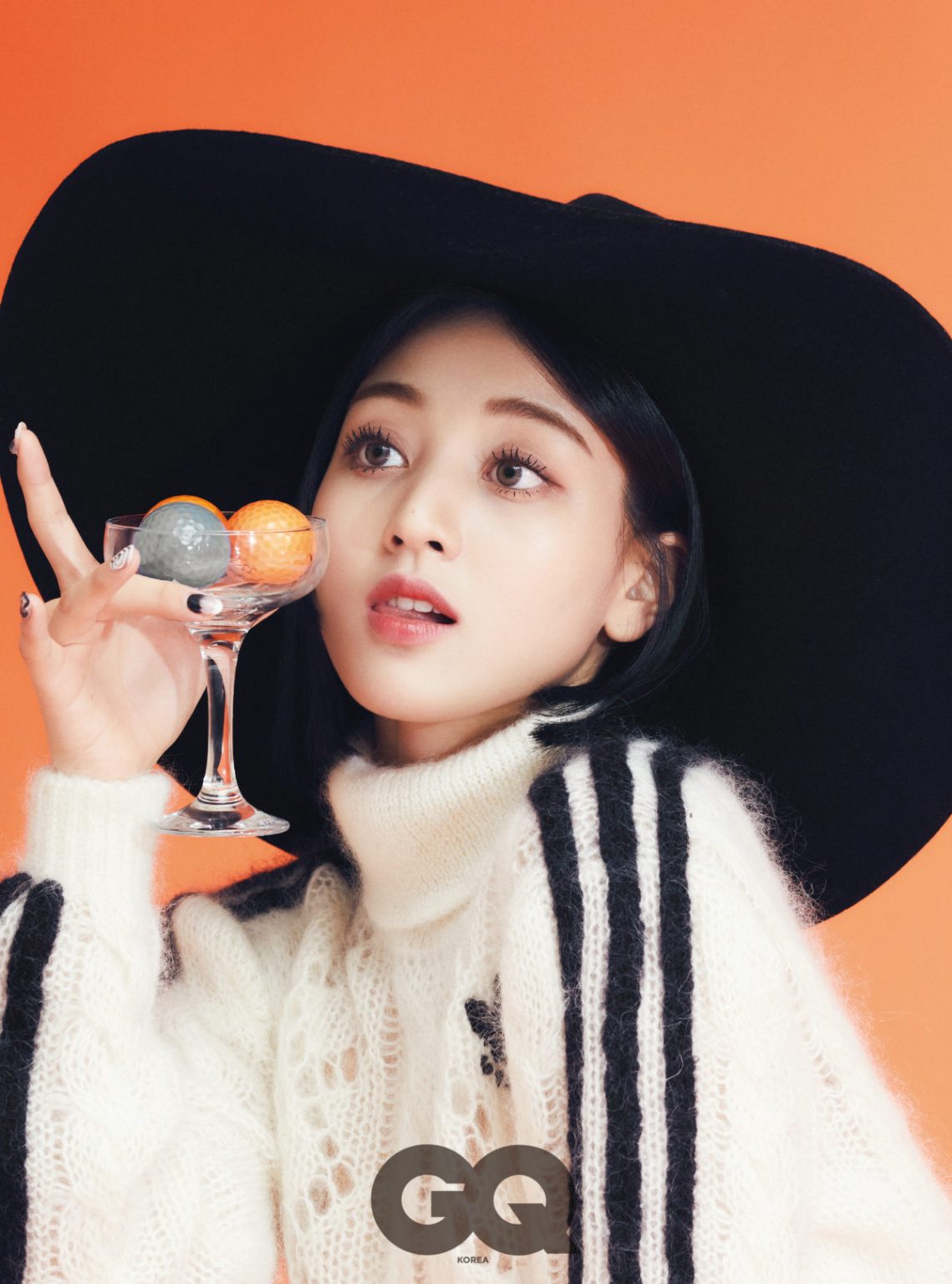 Jihyo Uses Her Love Of Golf To Reflect On TWICE's Career, Shares Her ...