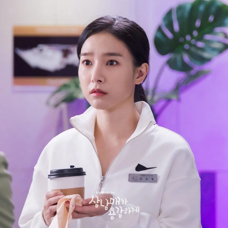 Kim So Eun Has A Memorable First Meeting With Kim Seung Soo In “Three ...