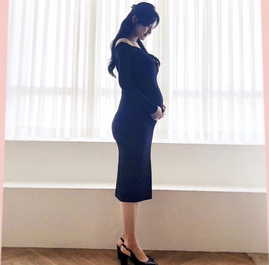 Former T-ara Member Han Areum Shares Photos Of Her Baby Bump | Soompi