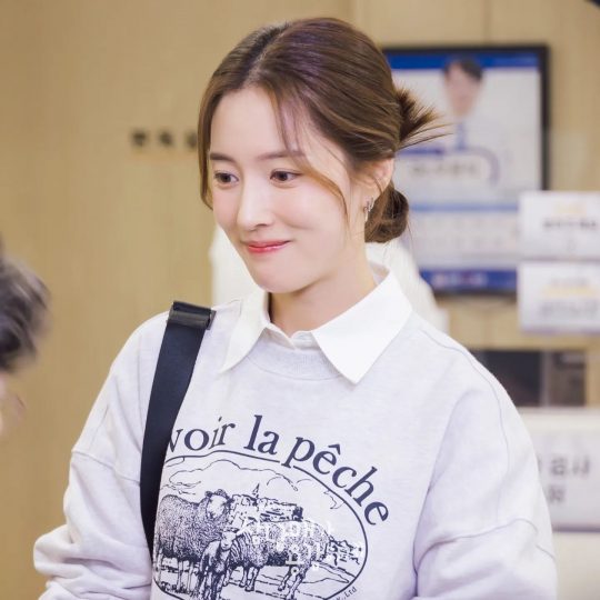 Lee Yoo Jin And Wang Bit Na Are A Doctor And Patient With History In ...