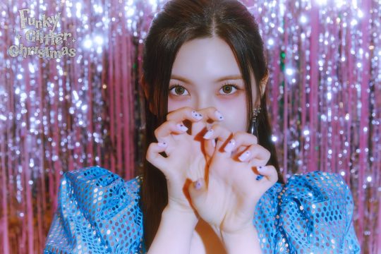 Update: NMIXX Gets Ready For The Holidays In Magical MV Teaser For "Funky Glitter Christmas ...