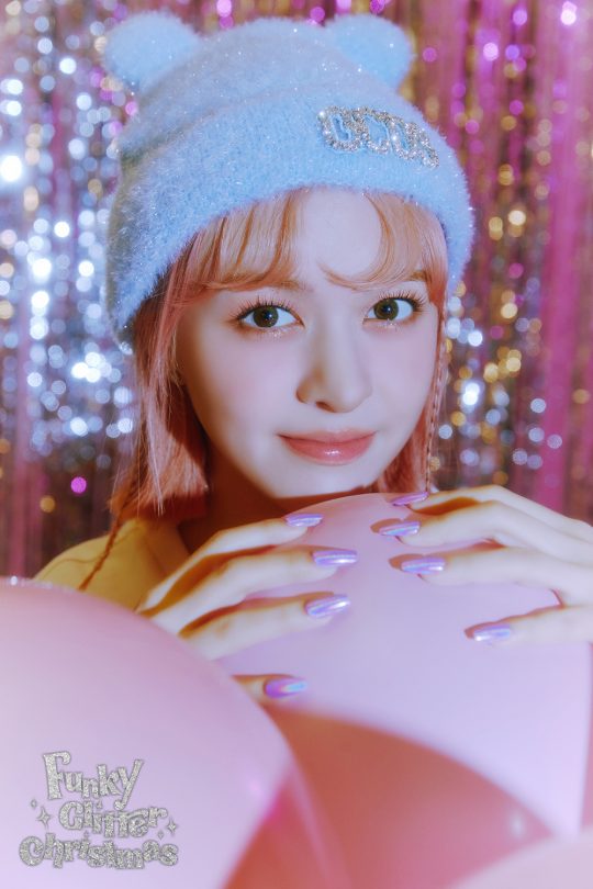 Update: NMIXX Gets Ready For The Holidays In Magical MV Teaser For "Funky Glitter Christmas ...