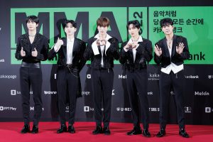 Stars Light Up The Red Carpet At Melon Music Awards 2022 | Soompi
