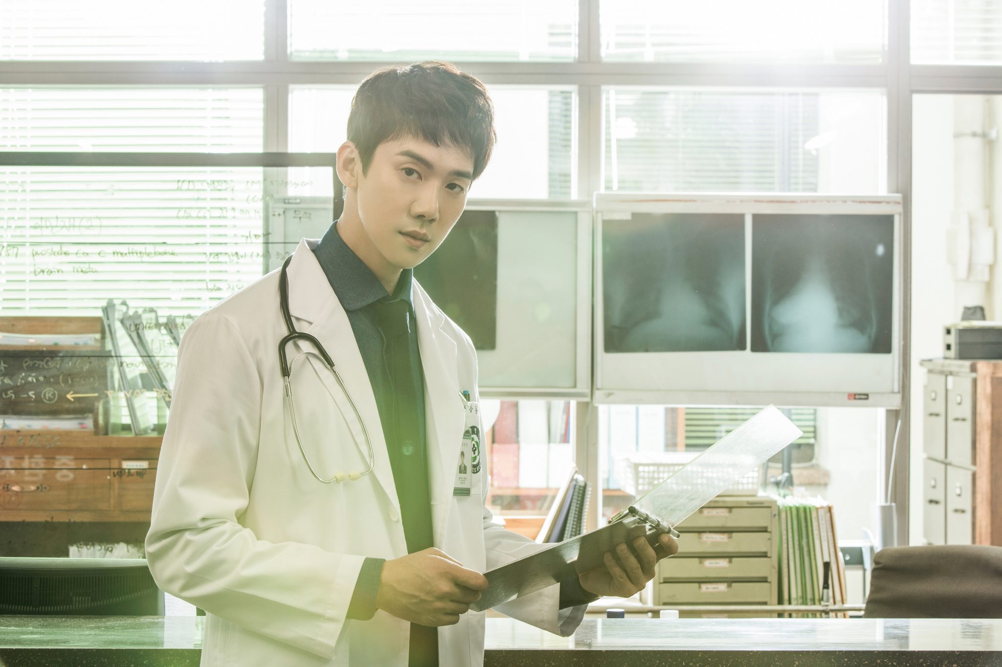 6 Of Yoo Yeon Seok's K-Drama Roles That Showed Off His Versatility | Soompi